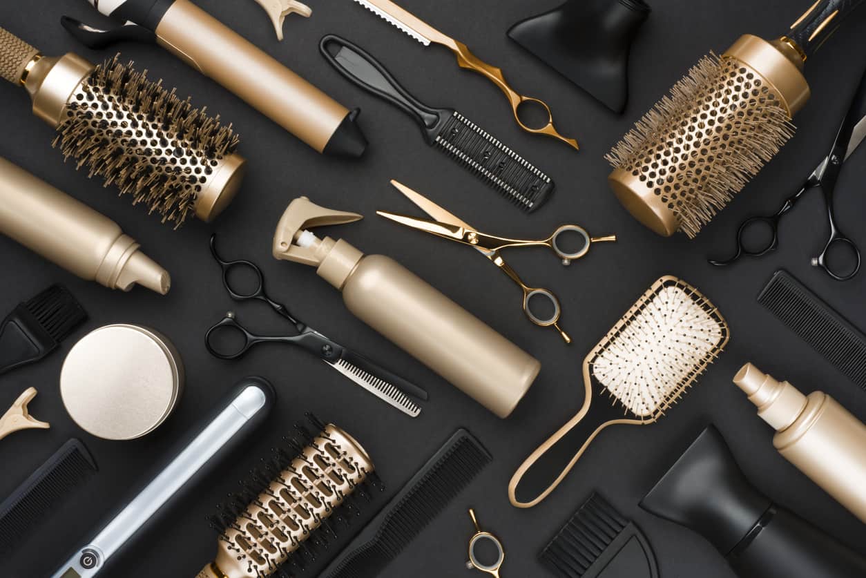 16 Best Tools for a Relaxed Hair Routine - thehairpoint.com